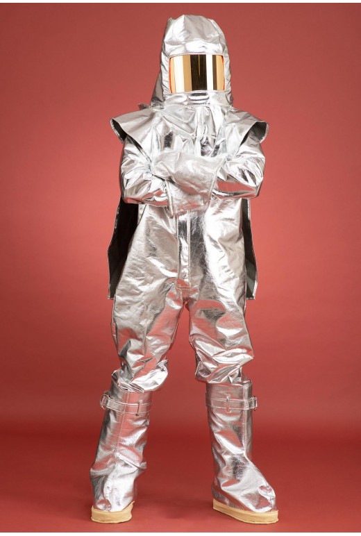 Close-proximity work with coverall | EDC Protection