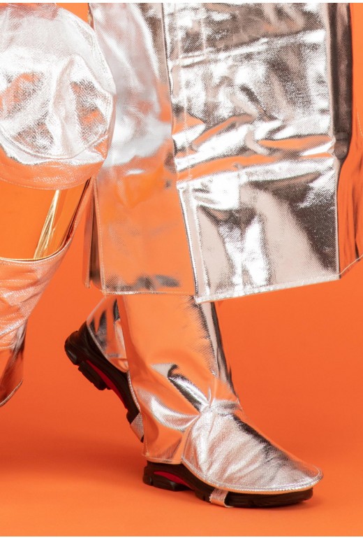 Aluminised gaiters with spring-closure system | EDC Protection