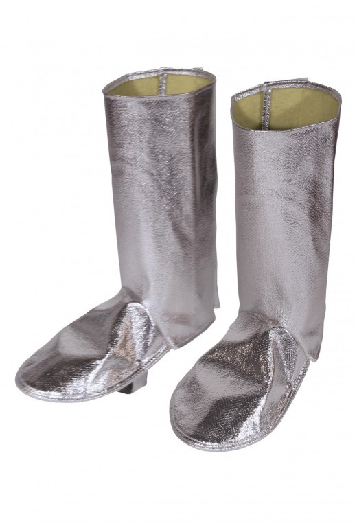 Aluminised gaiters with spring-closure system | EDC Protection